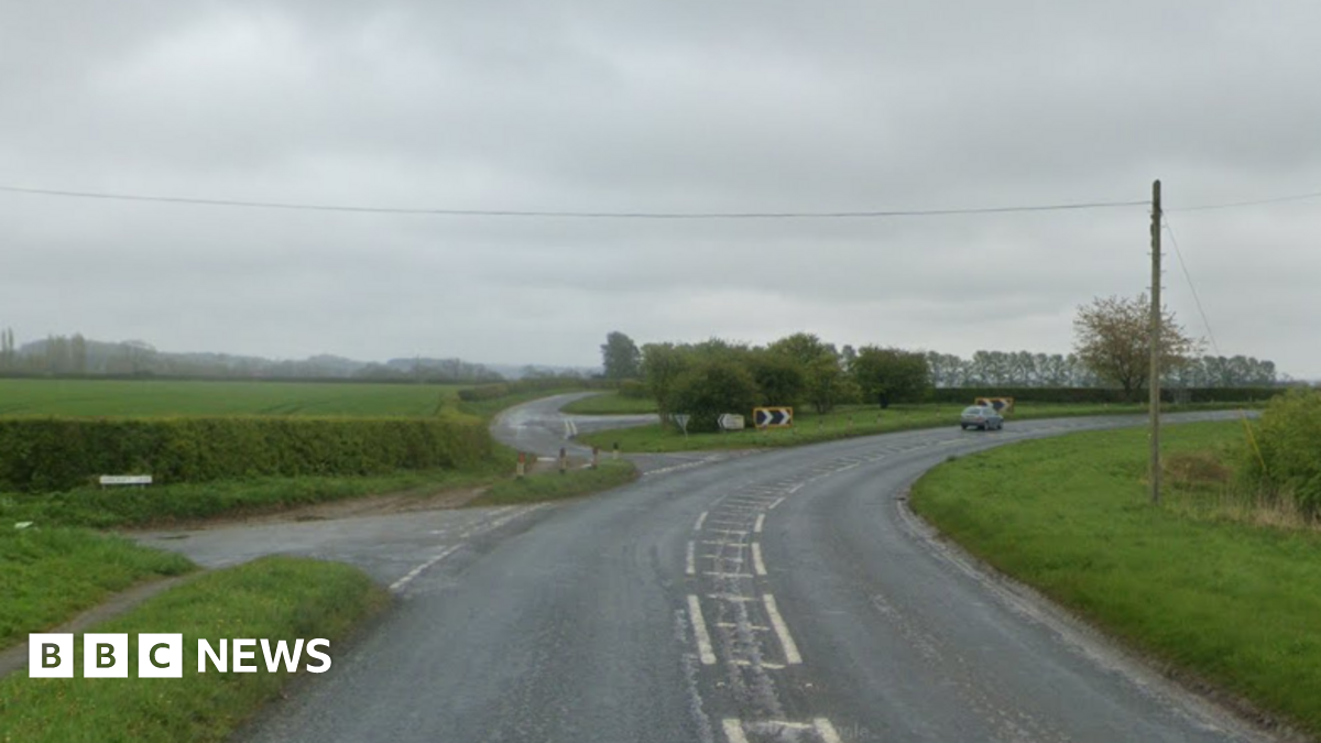 Helmsley moped crash leaves woman with life-threatening injuries - BBC News