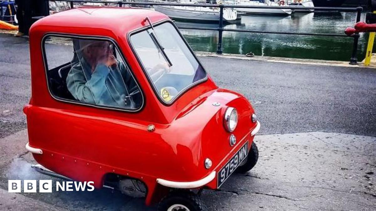 Rally celebrating world's smallest car set to take place - BBC News