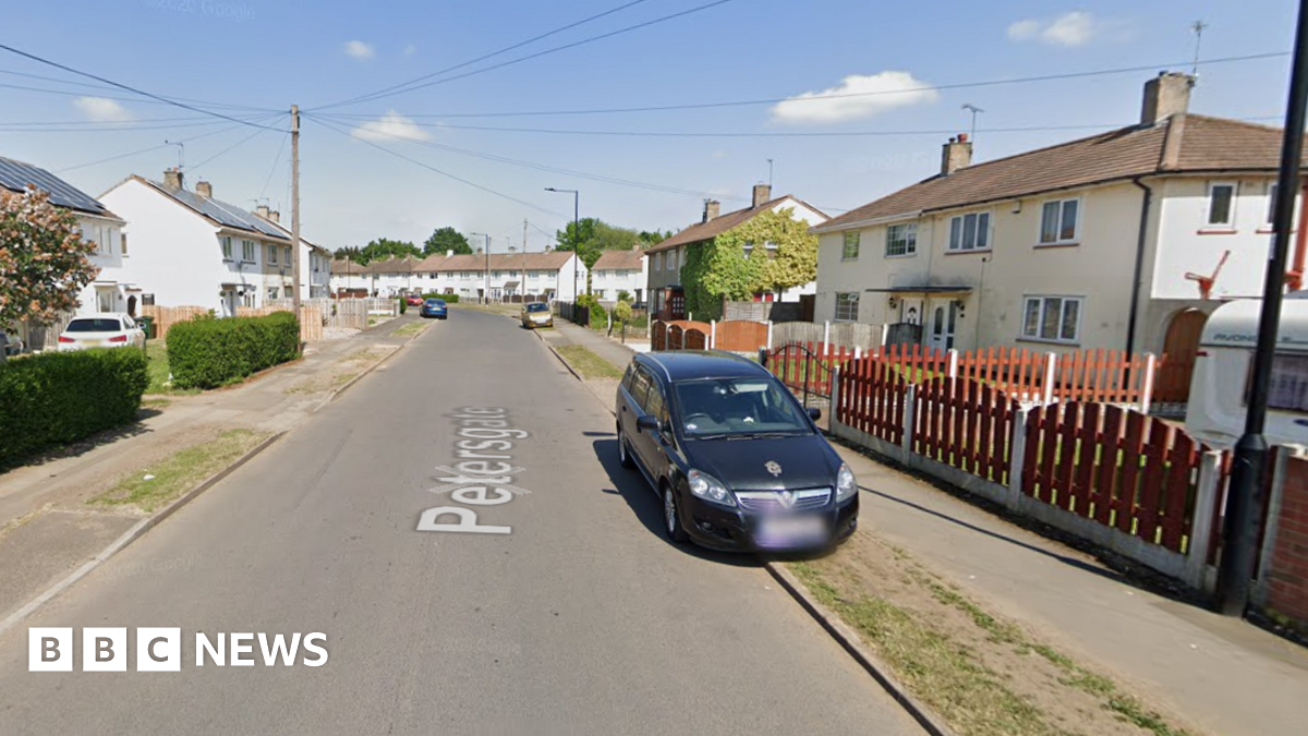 Doncaster shooting at house 'targeted attack gone wrong' - BBC News