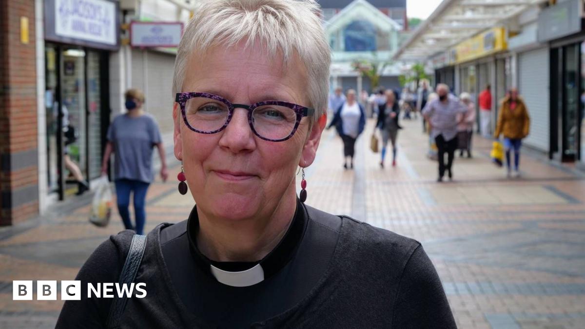 Independent reviewer called to help settle row at Cheshire church - BBC ...