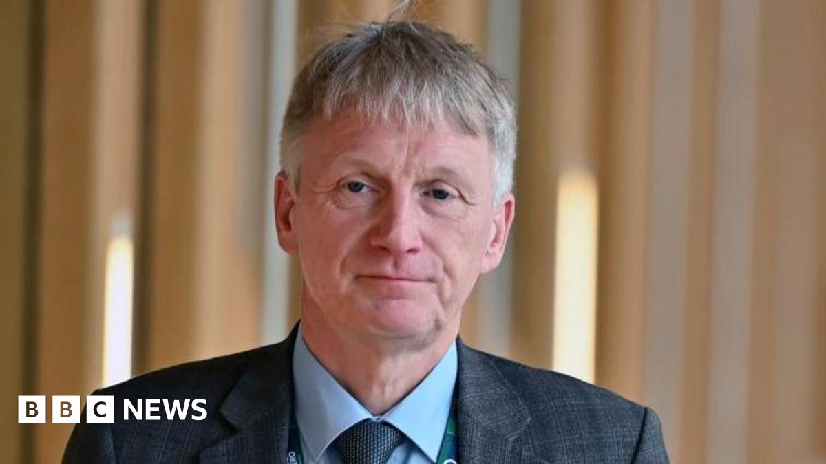 Scottish ministers start budget talks with political rivals - BBC News