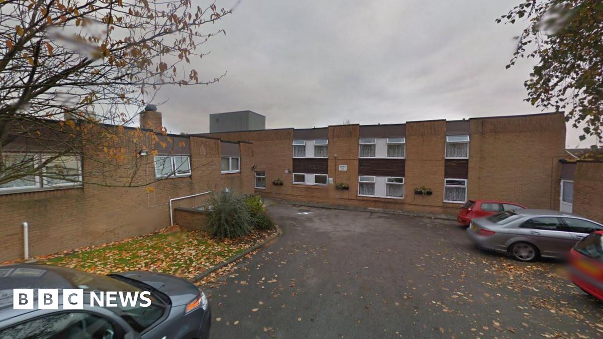 Sheffield care home site to become accommodation for homeless - BBC News