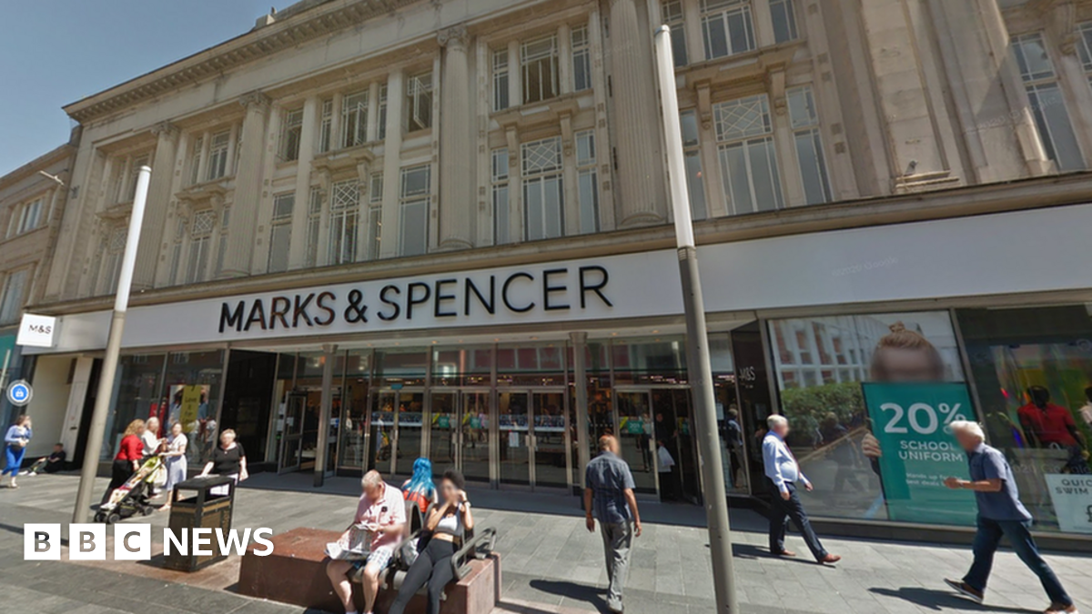Date announced for Leicester city centre M&S closure - BBC News