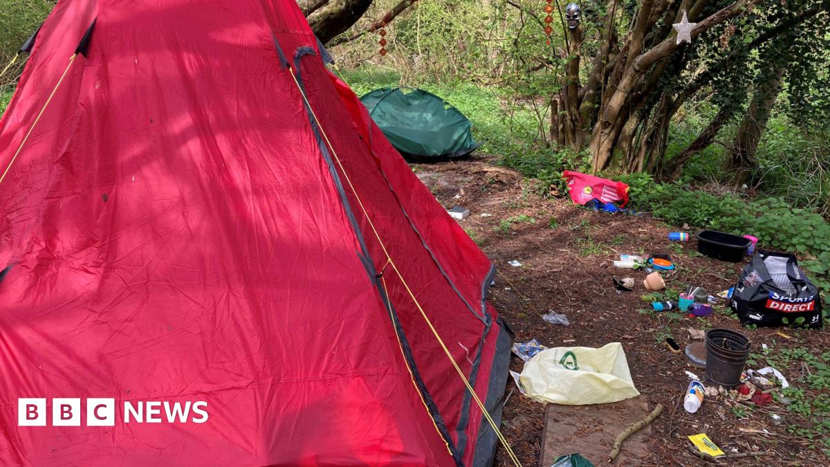 Concern over homeless tents at Droitwich beauty spot - BBC News
