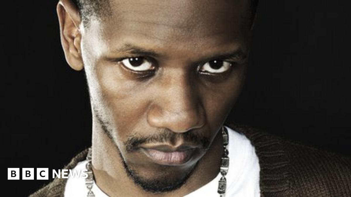 Introducing…Giggs - BBC News