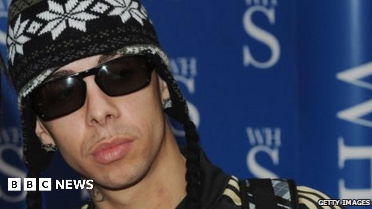 N-Dubz star Dappy says he's 'empty' after text threats - BBC News