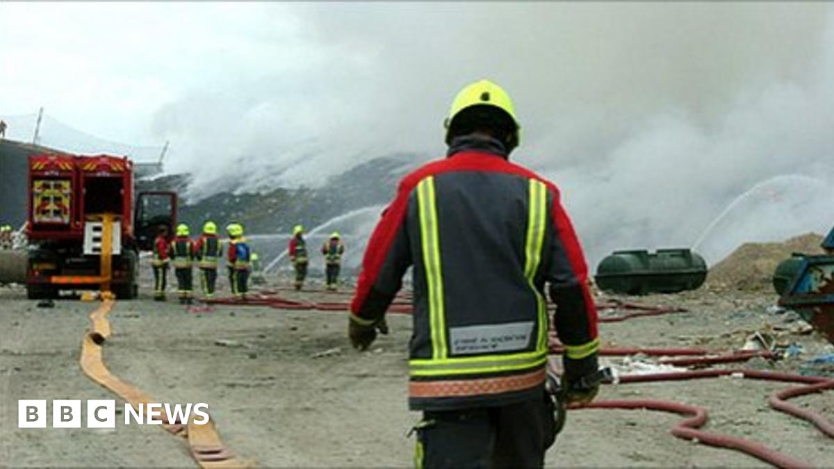 Lean Quarry fire put out after burning for 13 hours - BBC News