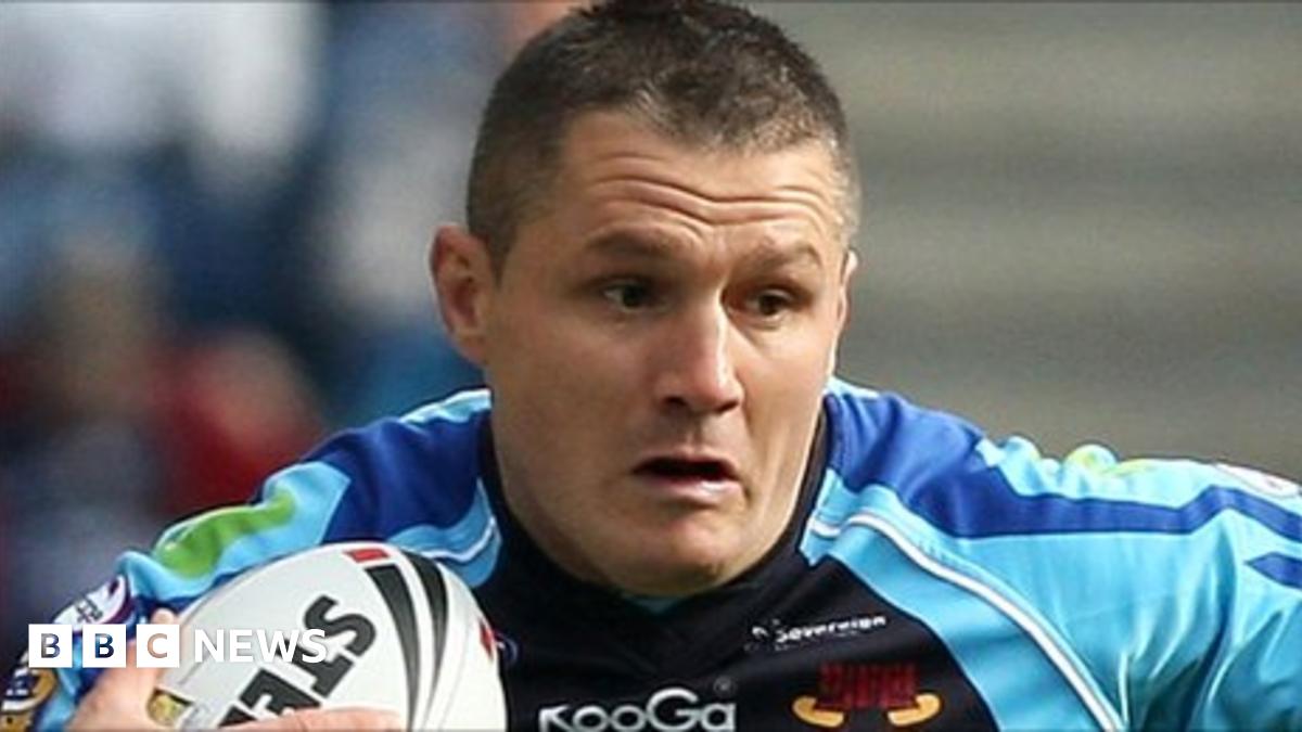 Rugby league player Terry Newton found dead - BBC News