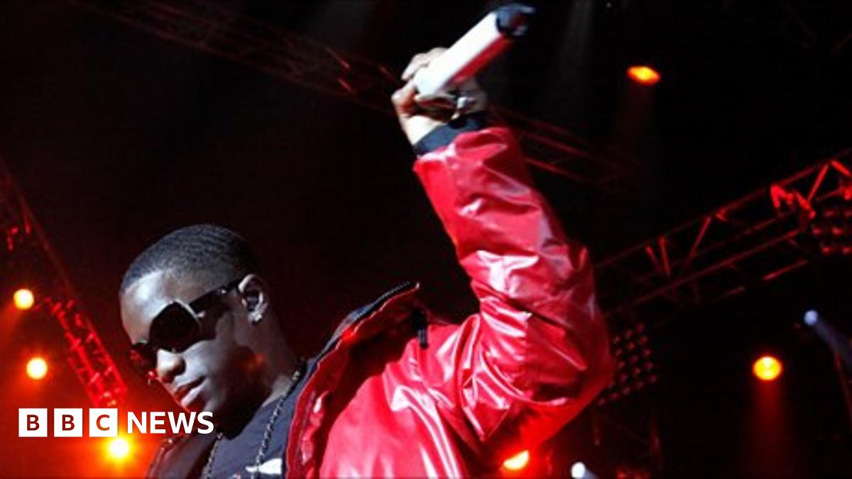 British rap stars gather on new Tinchy Stryder song - BBC News