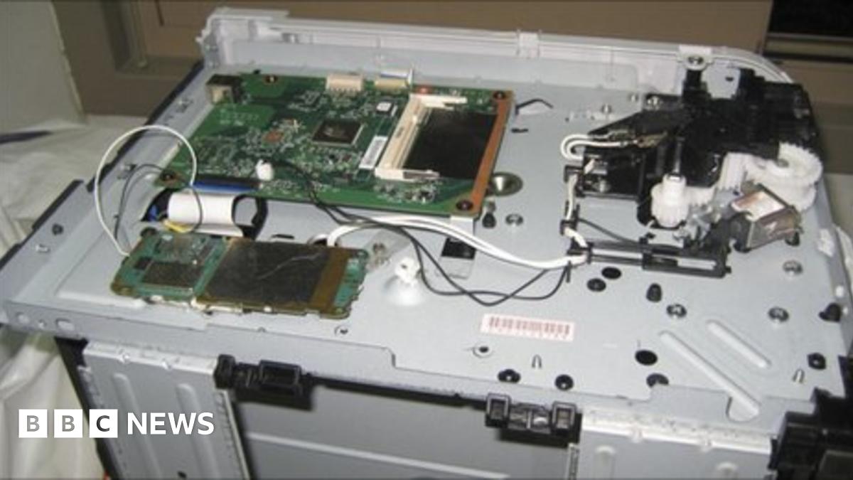 Printer cartridge bomb plot planning revealed - BBC News
