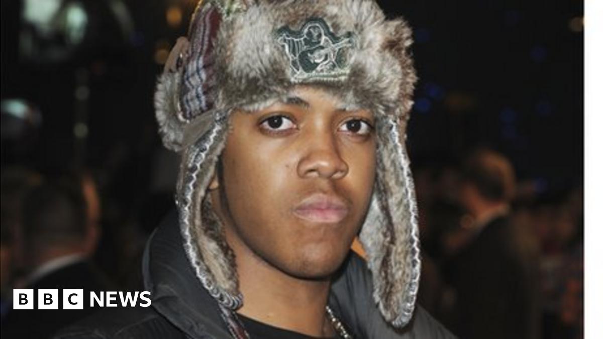 Chipmunk reveals that early fame 'got on top' of him - BBC News