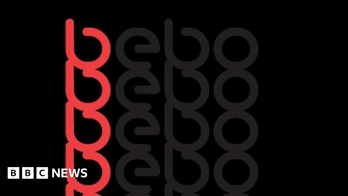 Bebo launches webcam video chat service called bChat - BBC News