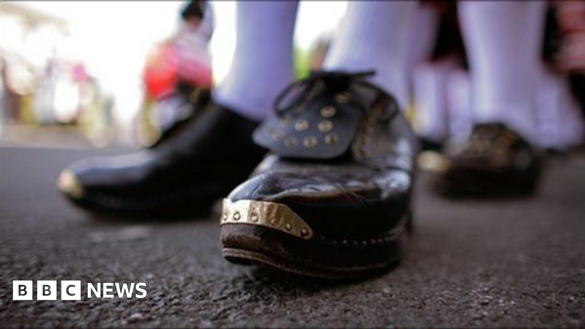 Is clog dancing making a comeback? - BBC News