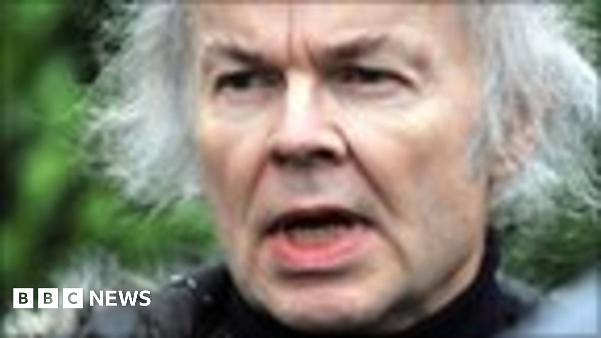 Landlord Chris Jefferies bailed over Jo Yeates murder - BBC News