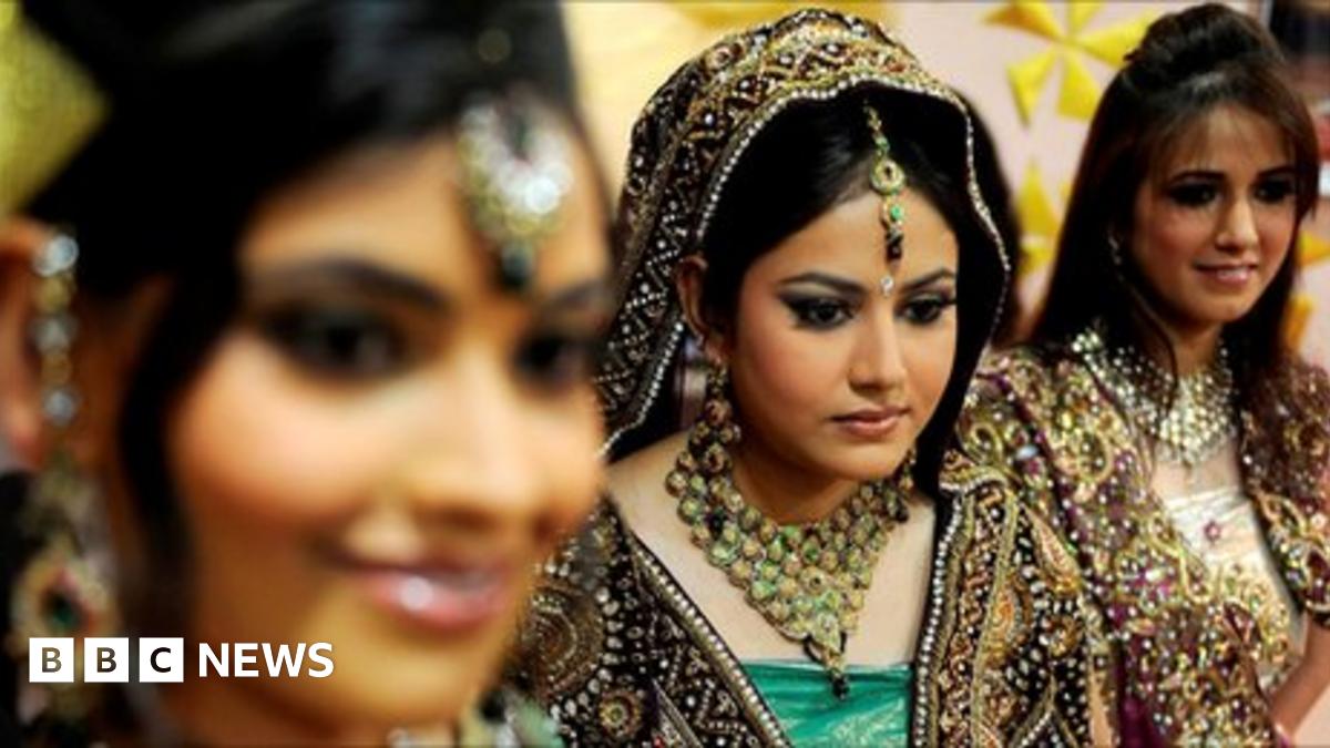 Not so happily ever after as Indian divorce rate doubles - BBC News