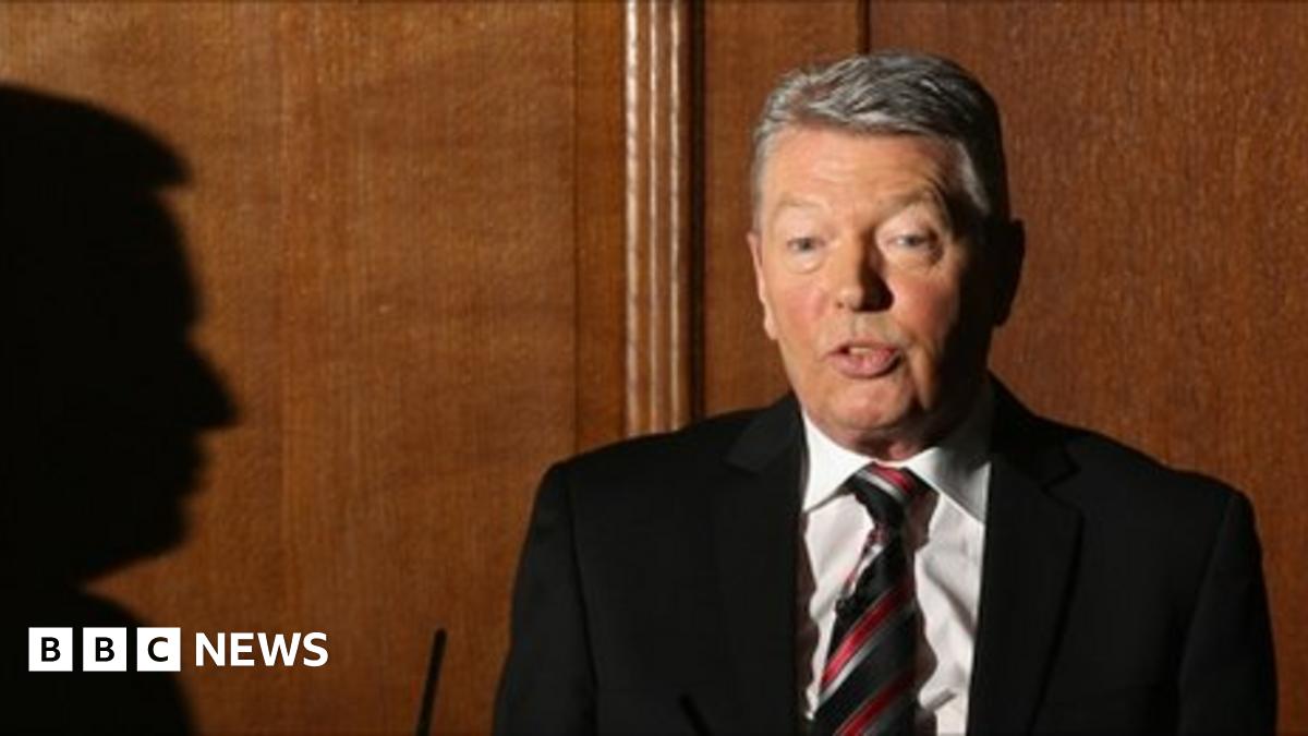 Alan Johnson quits: Assessing the political impact - BBC News