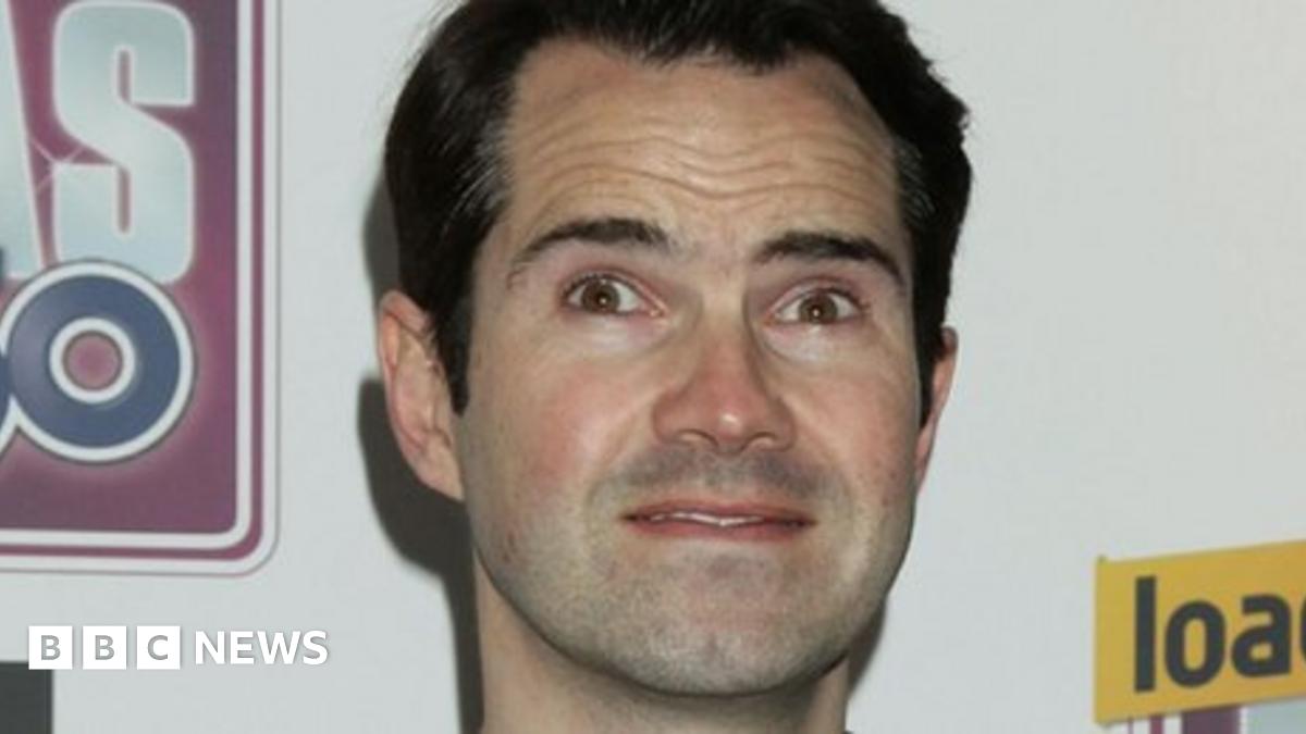 Jimmy Carr wins Loaded magazine's Lafta legend award - BBC News