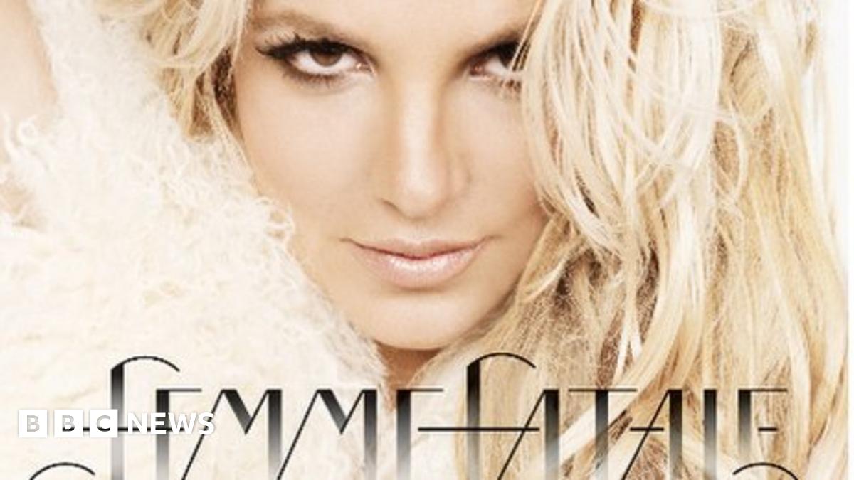 Britney Spears names seventh studio album Femme Fatale - BBC News