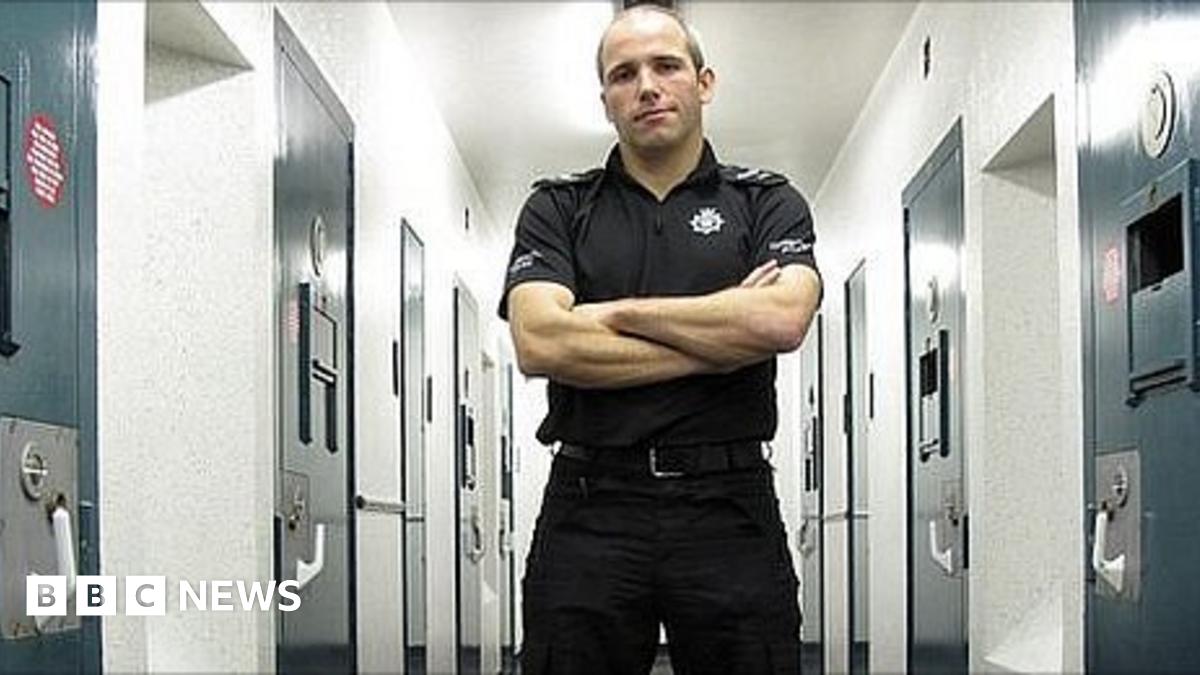 Inside the hidden world of police custody - BBC News