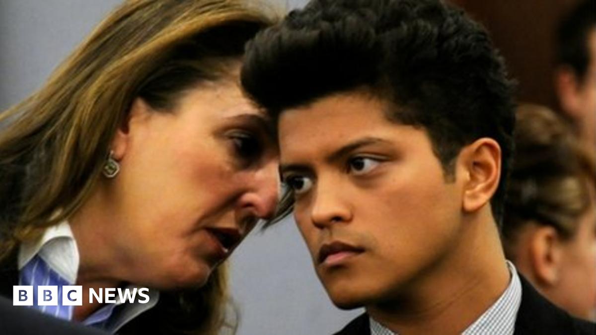 Bruno Mars to plead guilty to cocaine charges - BBC News