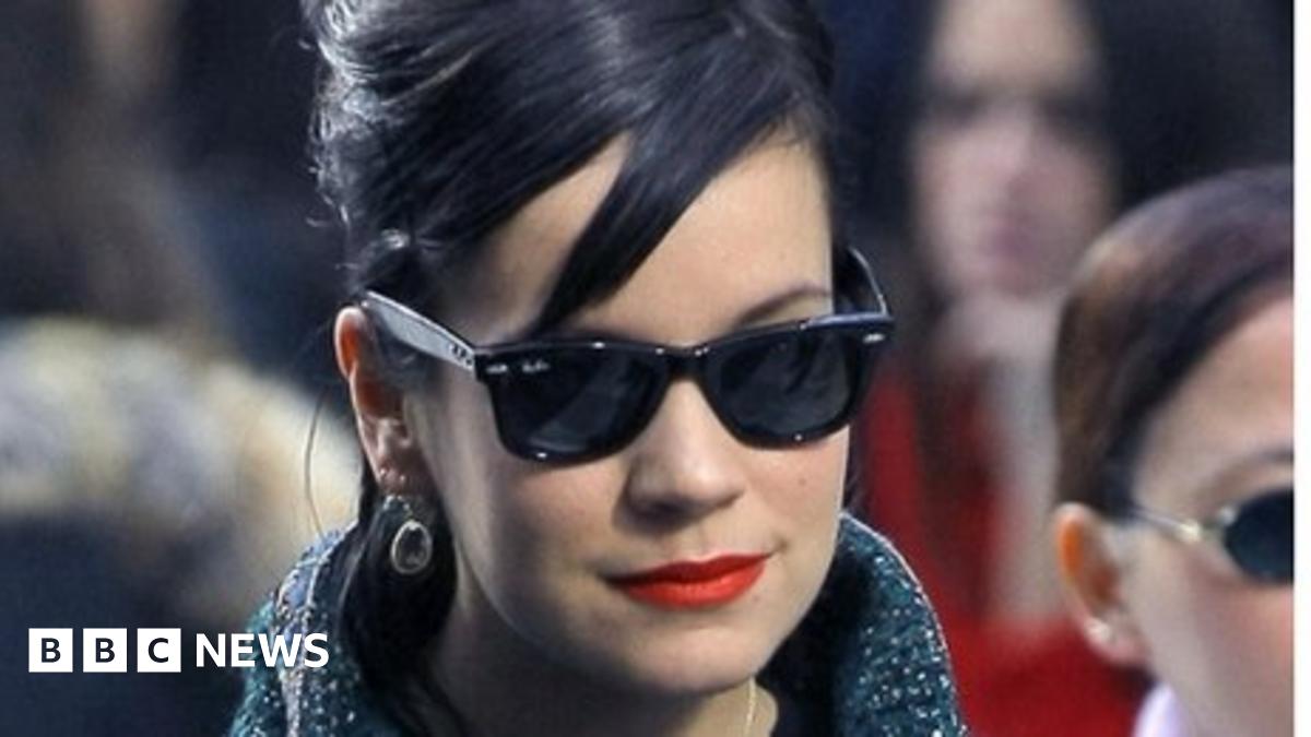 Lily Allen admits she battled eating disorder Bulimia - BBC News