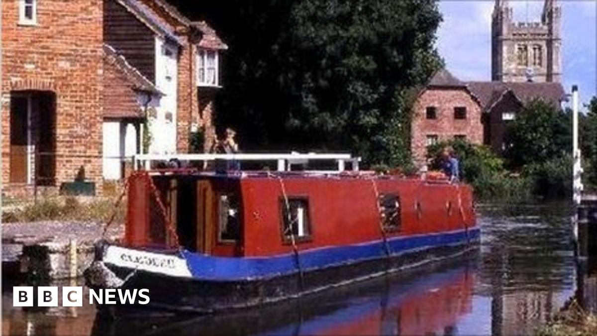 Newbury looks into hydroelectricity on River Kennet - BBC News