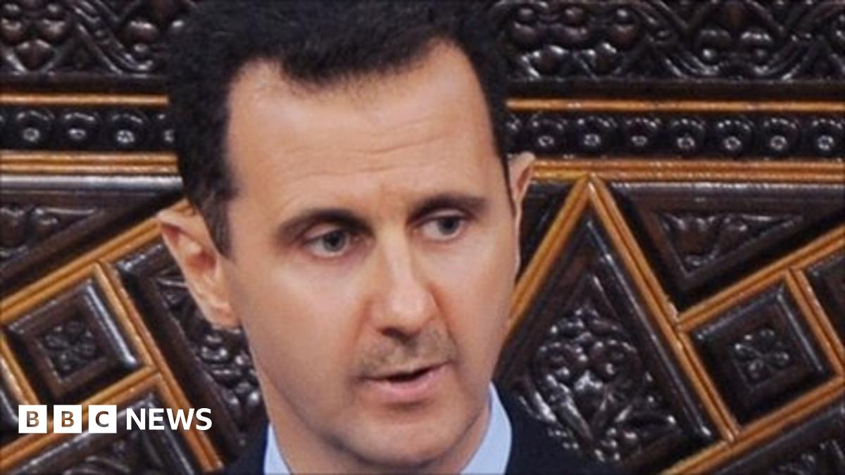 Syria: Clashes at mass Damascus protest - BBC News