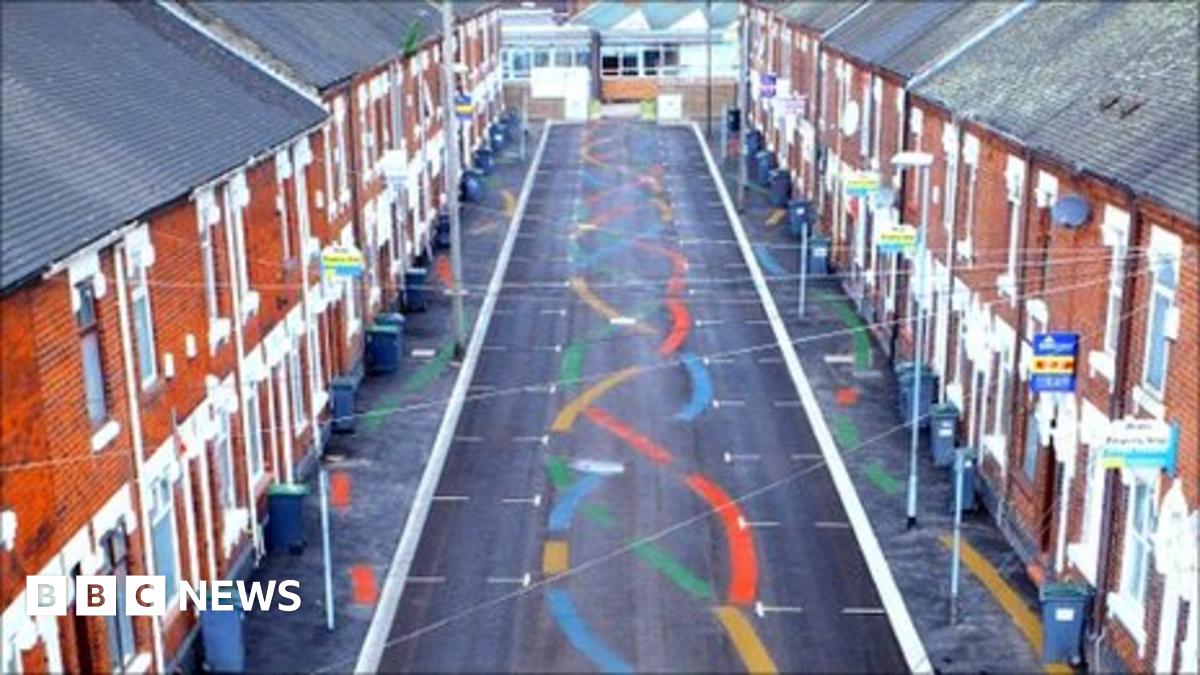 Psychedelic paint job for road in Stoke - BBC News