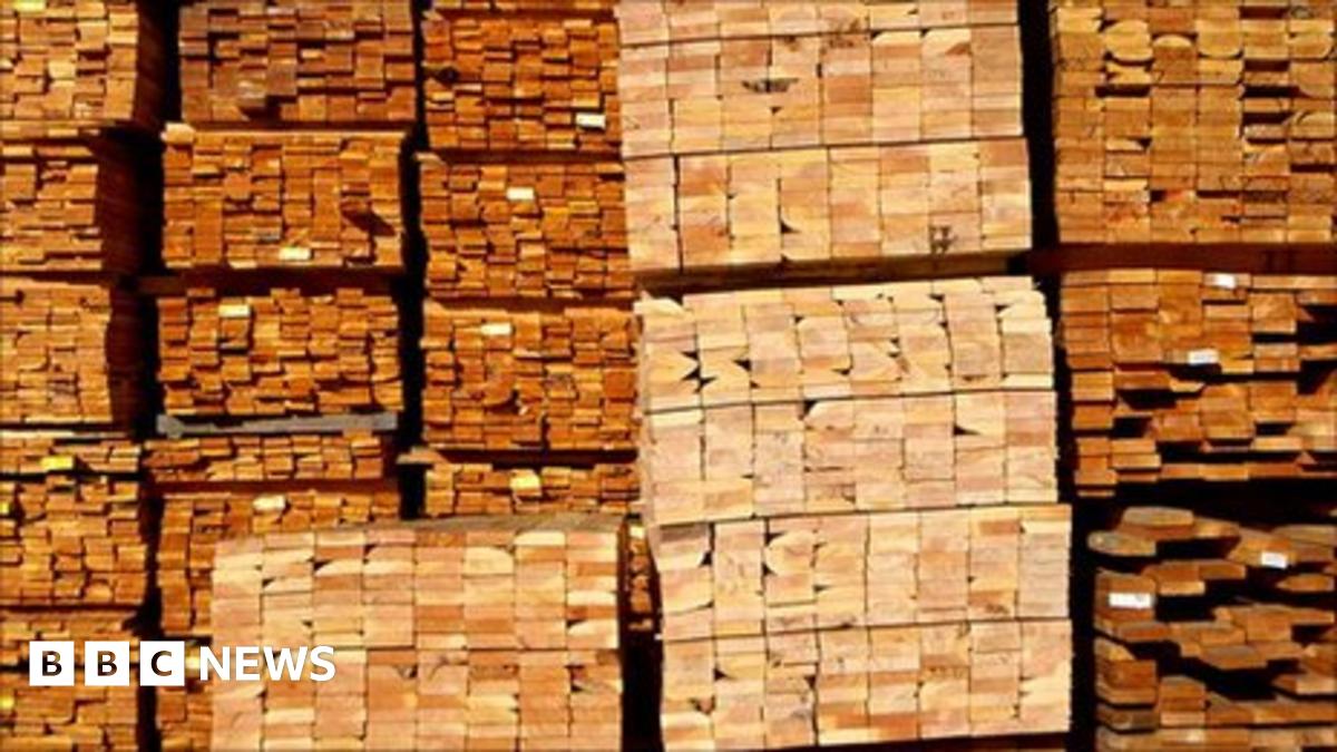 Oregon Timber plans expansion and jobs boost in Selkirk - BBC News