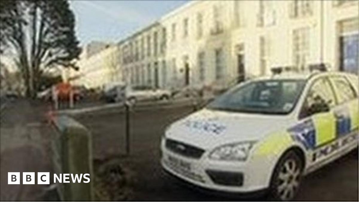 Open verdict on fall death of Cheltenham's Jake Johnson - BBC News