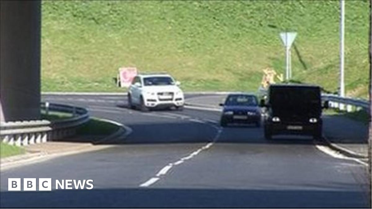 New appeal about Newry A1 van bomb - BBC News