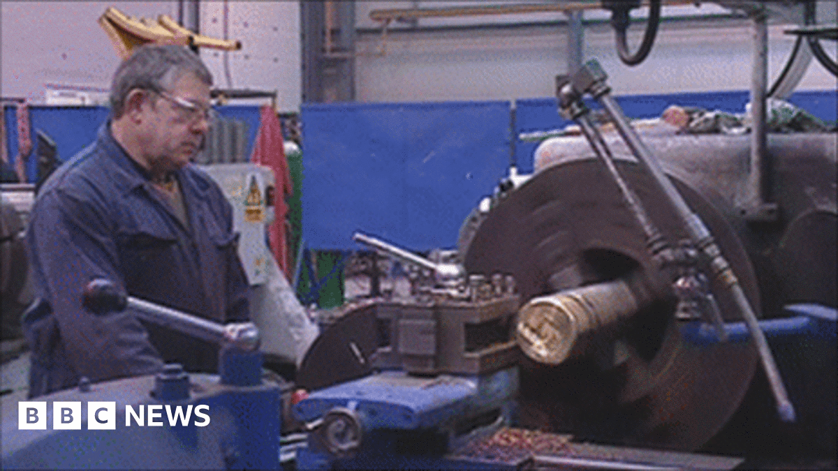 STUC releases paper on future of Scottish manufacturing - BBC News