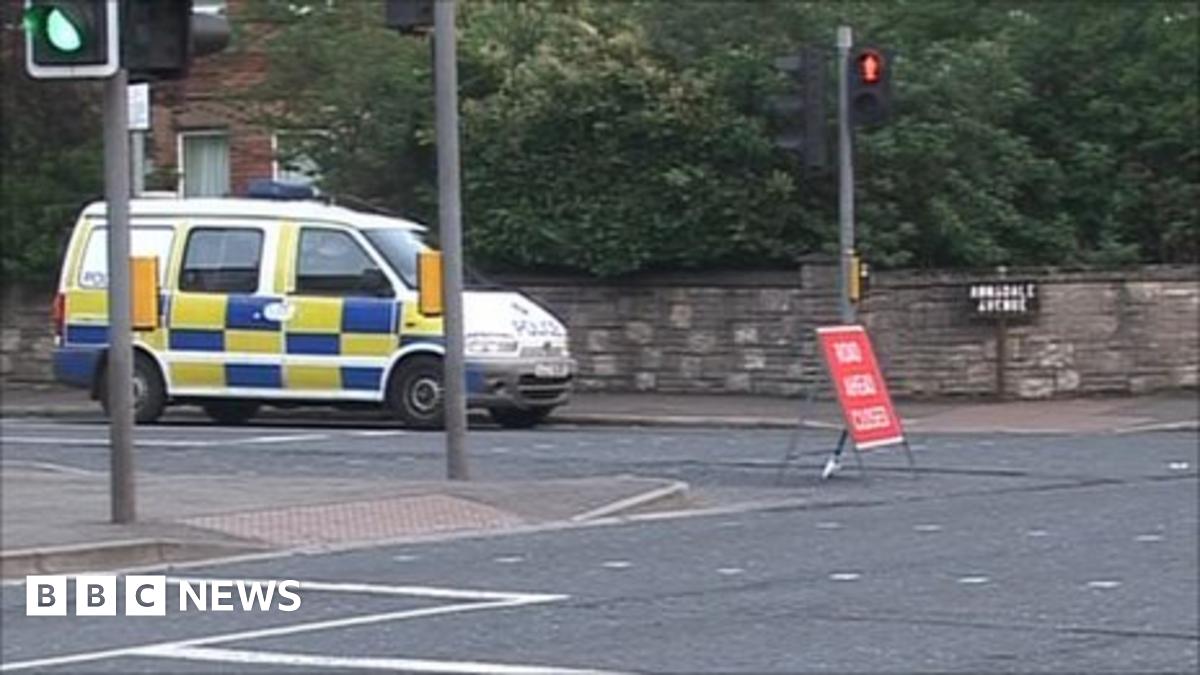 Belfast bomb 'clear attempt to murder police officers' - BBC News