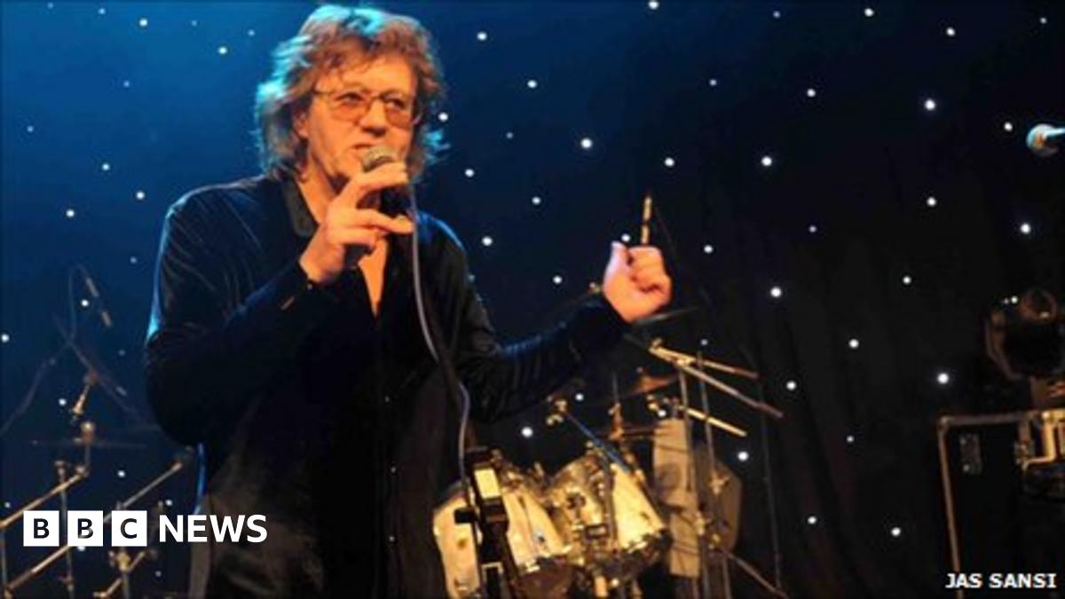 Drummer Bev Bevan on Birmingham Walk of Stars - BBC News