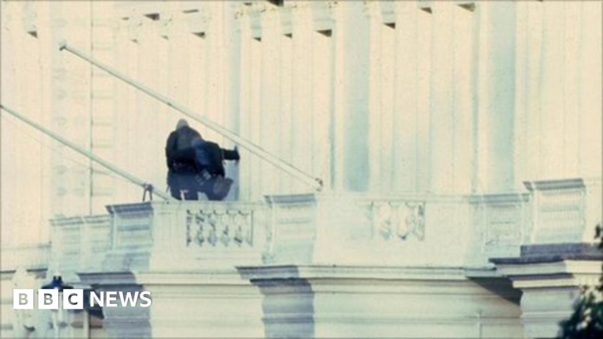 Profile: The SAS - BBC News