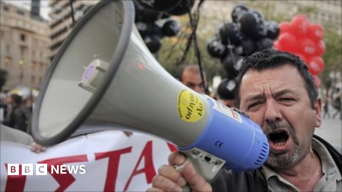 Greece budget deficit worse than thought - BBC News