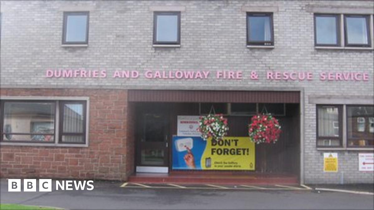 Dumfries and Galloway fire emergency targets drawn up - BBC News