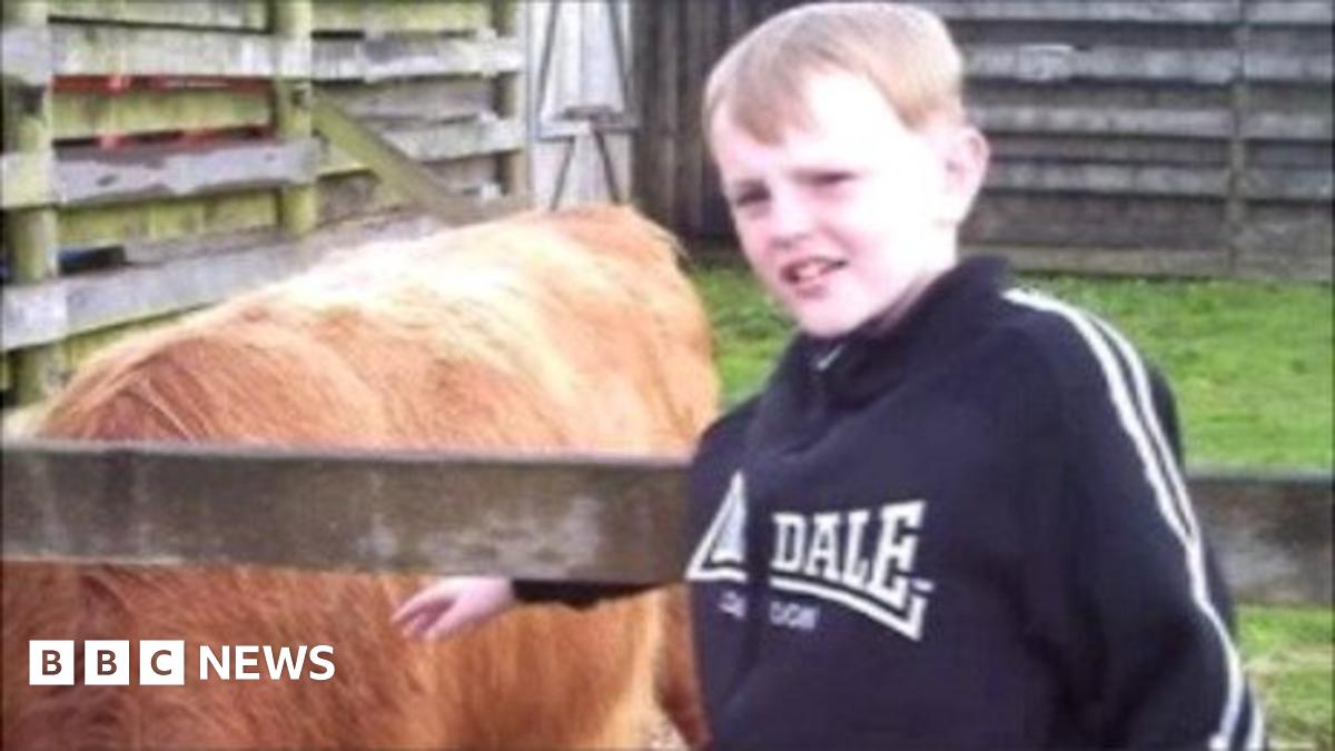 Tribute to forest zip wire death boy Bailey Sumner - BBC News