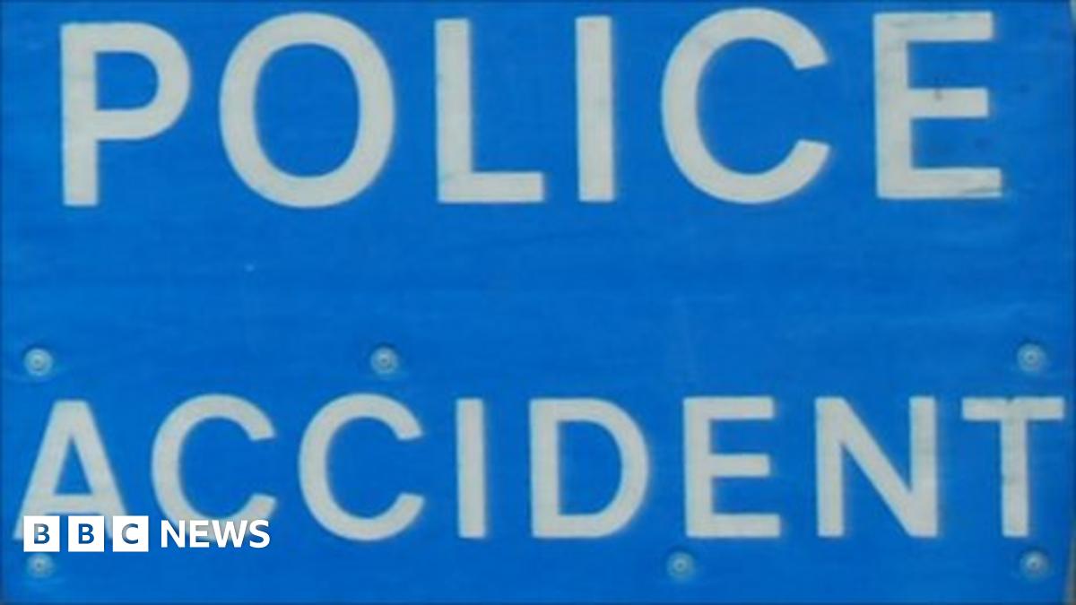 A75 Castle Kennedy crash victim 'critical' - BBC News