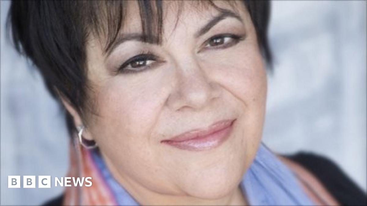 US folk singer Phoebe Snow dies at 58 - BBC News