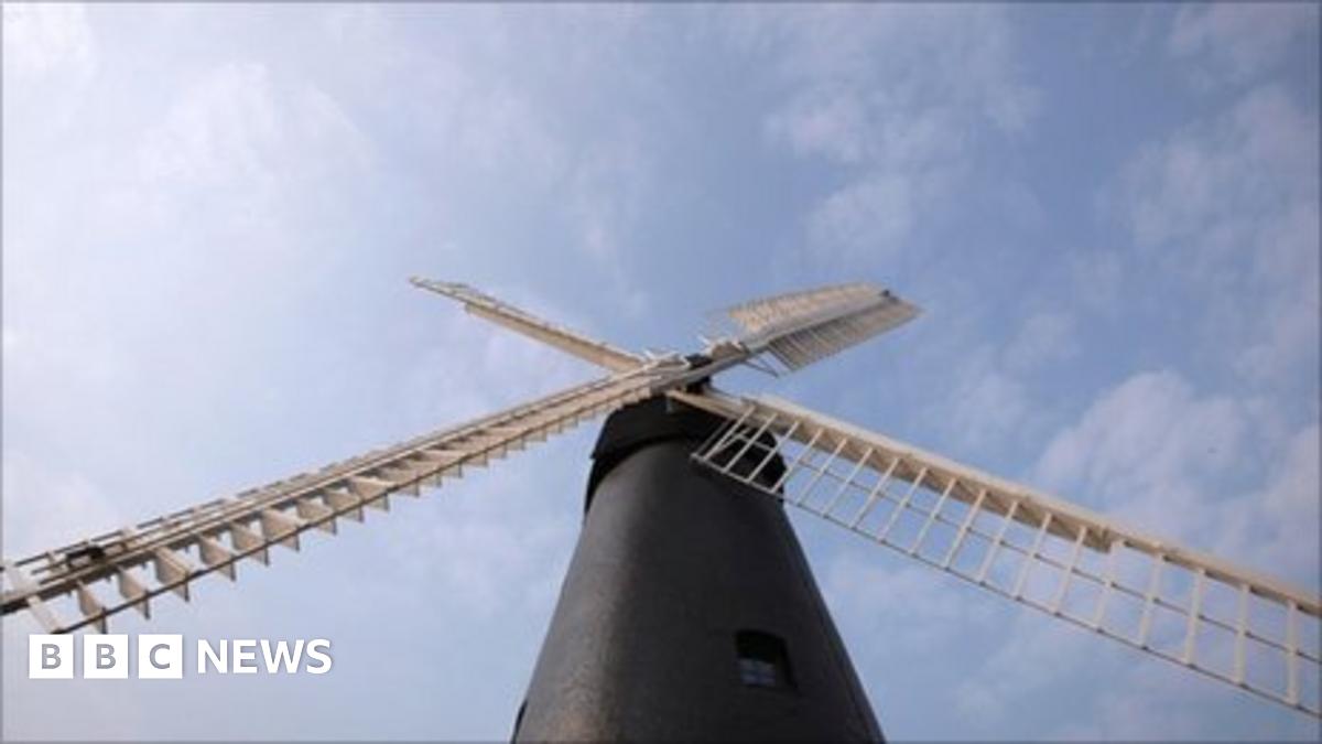 Brixton Windmill reopens after restoration - BBC News