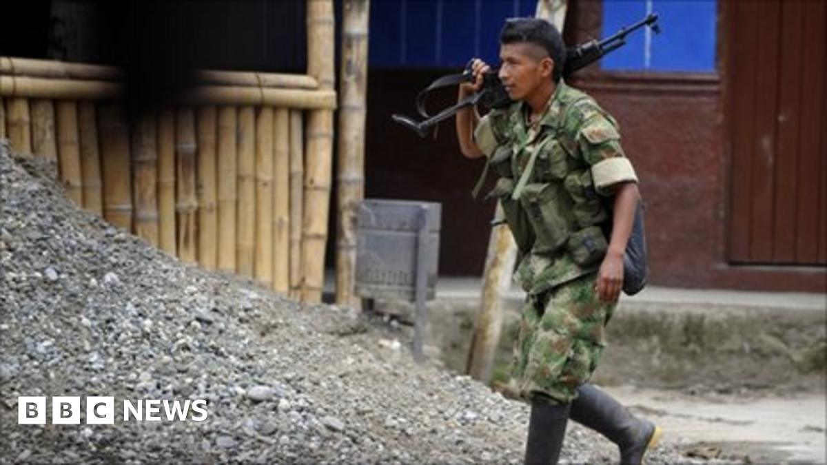 Farc rebels blamed for deadly attack on Colombia police - BBC News