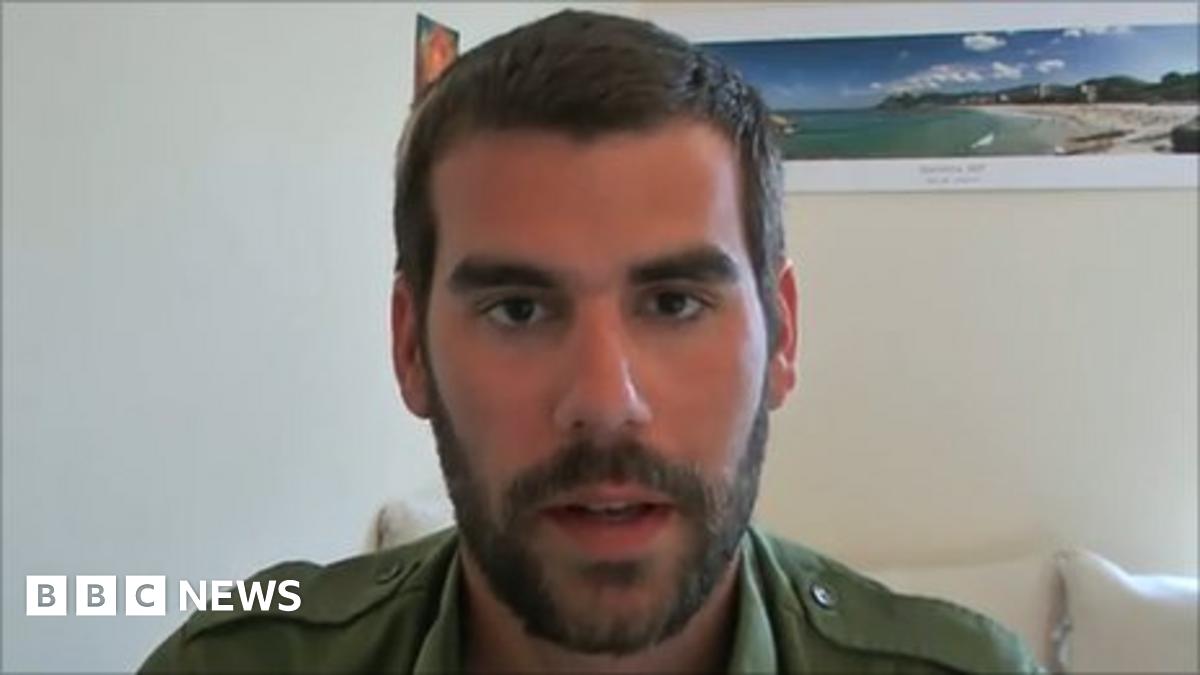 Royal wedding protest man bailed - BBC News