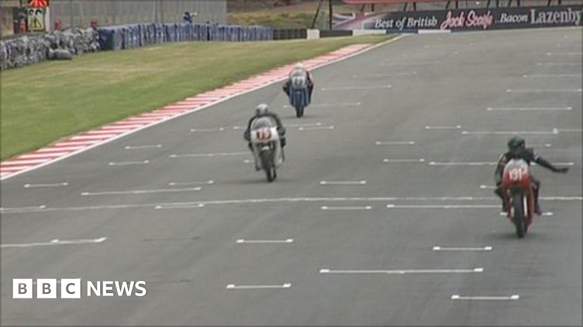 East Midlands racing circuit celebrates 80th birthday - BBC News