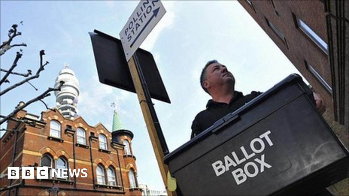 Vote 2011: Londoners go to the polls in AV referendum - BBC News