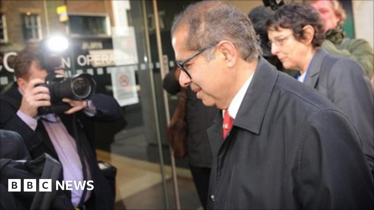 Medical body investigates G20 pathologist Freddy Patel - BBC News