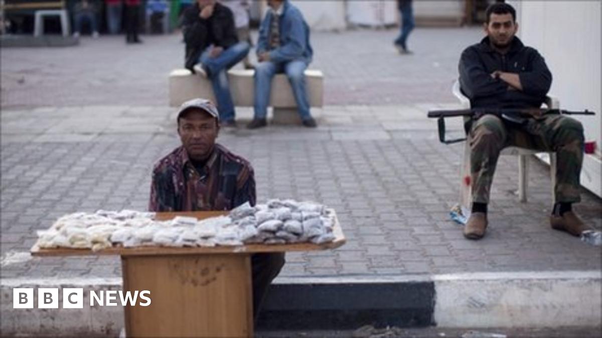 Libya: Opposition outline post-Gaddafi 'road map' - BBC News