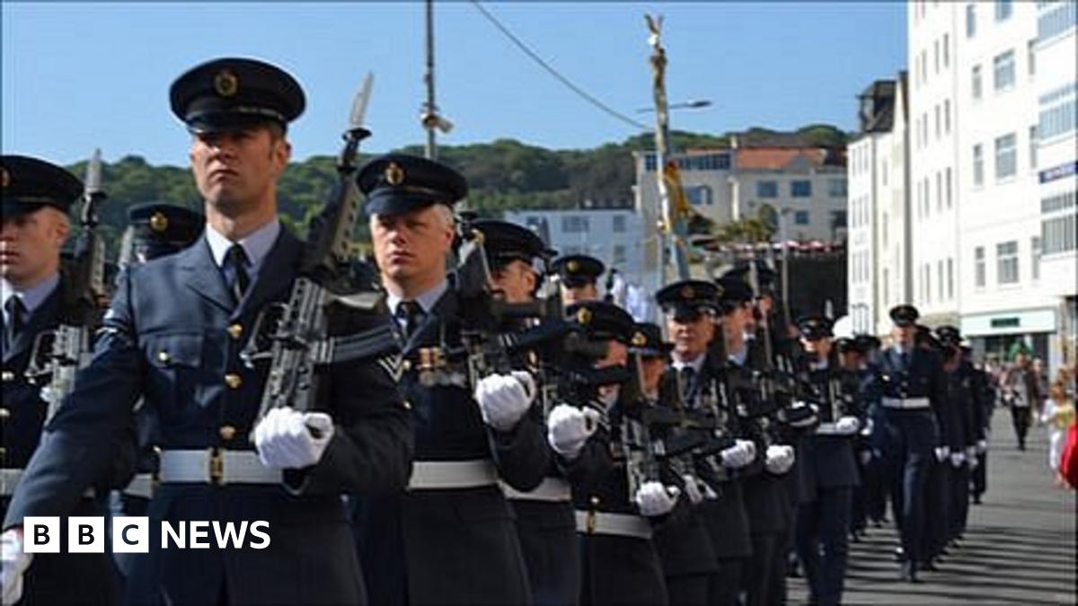 Final public parade for 201 Squadron - BBC News