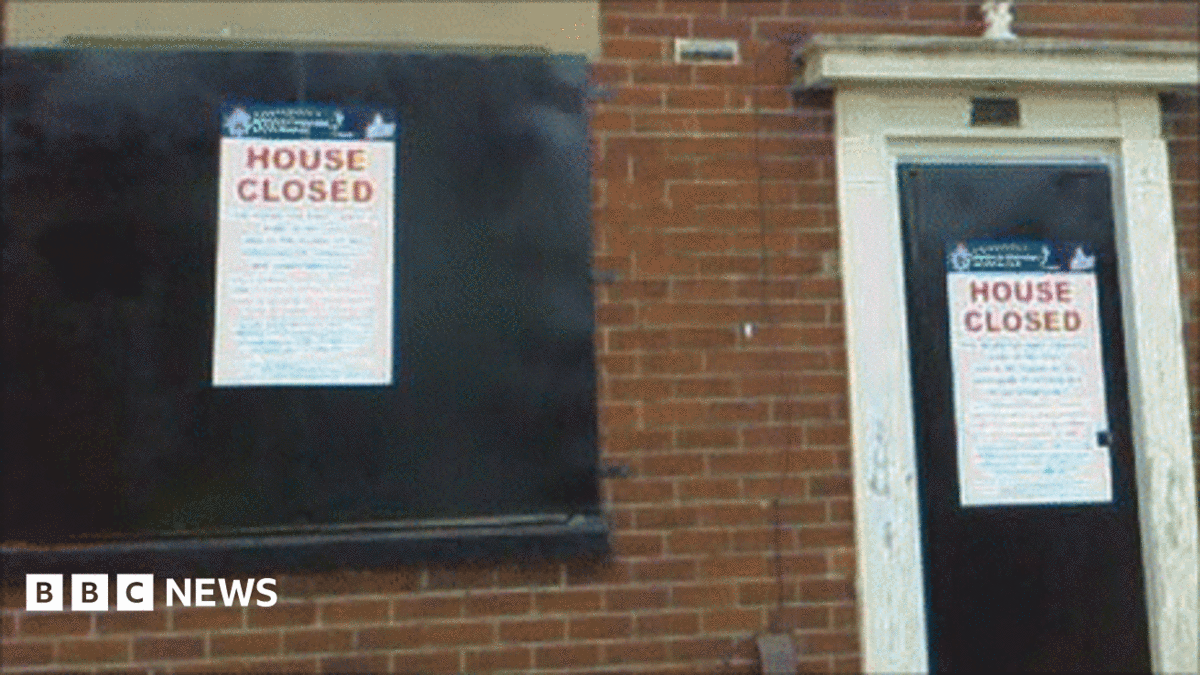 Stoke-on-Trent drug den closed by police - BBC News