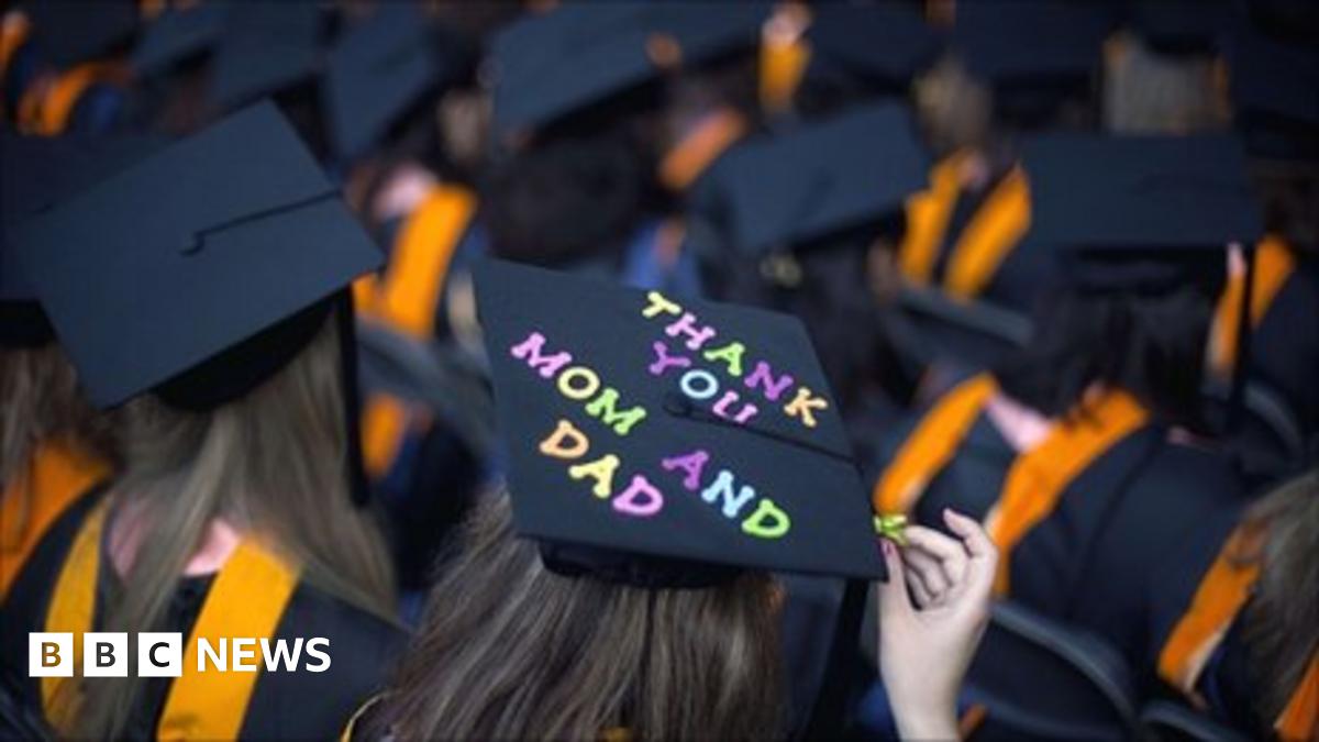 Students warn of cut-price places 'flea market' - BBC News